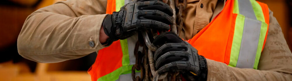 Stay Safe and Warm on the Job: Our Recommended Cold Weather Gloves for ...